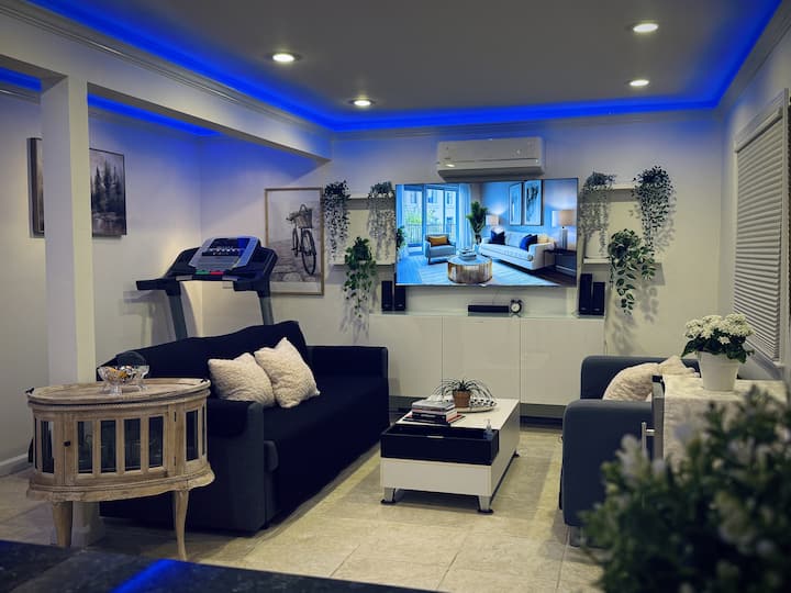 Stunning Guest Suite In Medford - Long Island, NY
