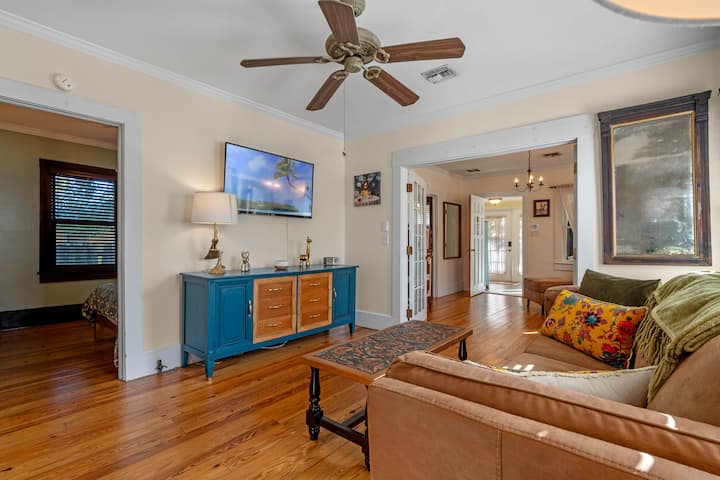 1920's Boho Bungalow | Walk+bike To Downtown - Mount Dora, FL