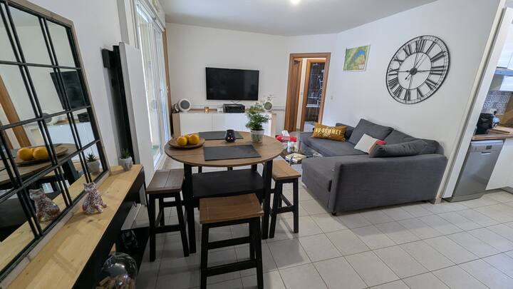 Joli T2 Rénové Avec Jardin – Tout Se Fait à Pied - Les Rousses