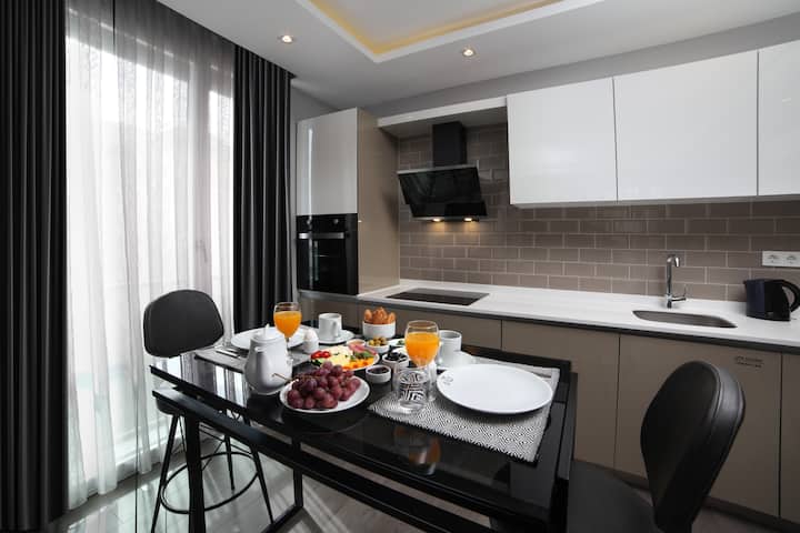 Balkonlu Lüks Daire (Superior) - Istanbul