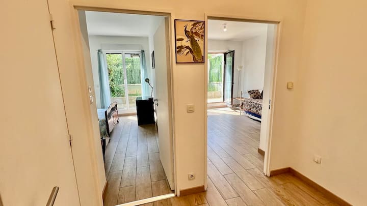 2 Pc Terrasse Parking Métro 5mn - Saint-Denis, France