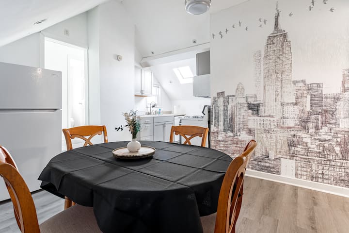 Spacious 4br | 2ba | 10 Beds Nyc + Free Parking - New York