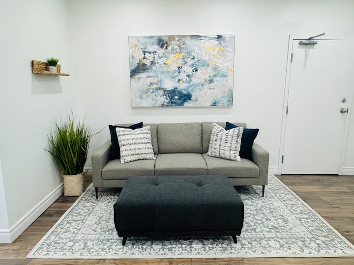 Stylish Corso Italia 2 Bdrm Apt Close To Subway. - 多倫多