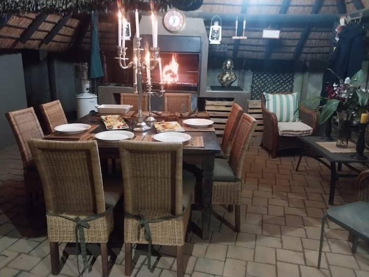 Frederick's Place Flamingo Suite - Pretoria