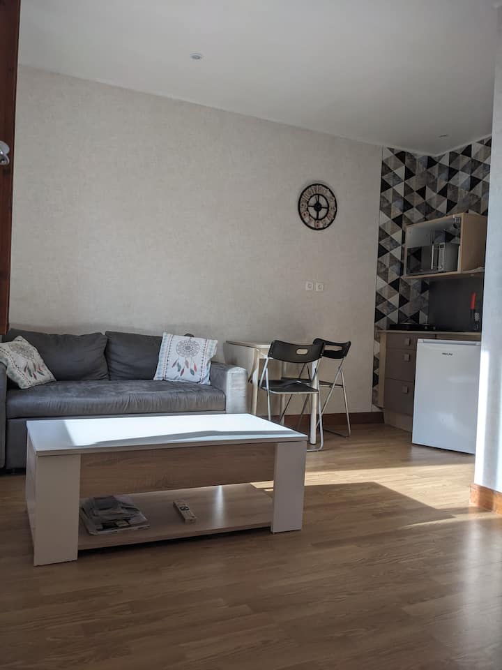 Appartement Et Salle De Jeu - Saint-Claude