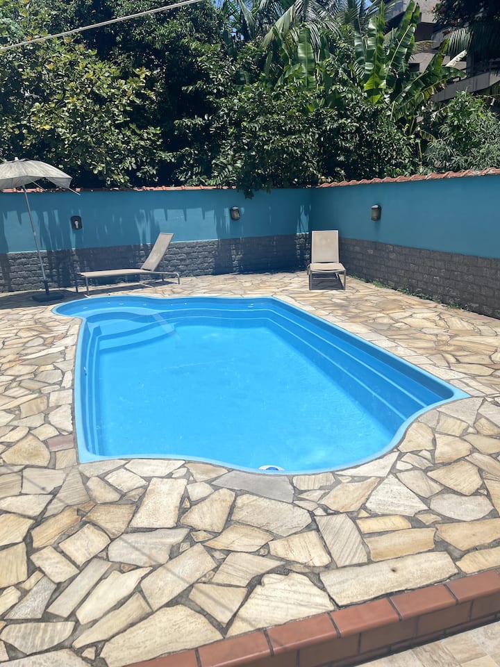 Casa Com Piscina, Sauna E Churrasqueira Em Resende - Resende
