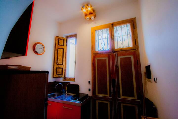 Old Center, Mini Heated Pool, Beach, Roof Terrace - Ladispoli