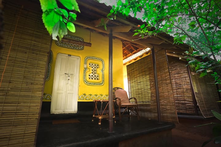 Bodhi Cottage With Veranda - Varkala