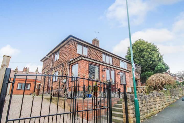 City Centre Home - 3 Bed Room- Free Parking! - Nottingham