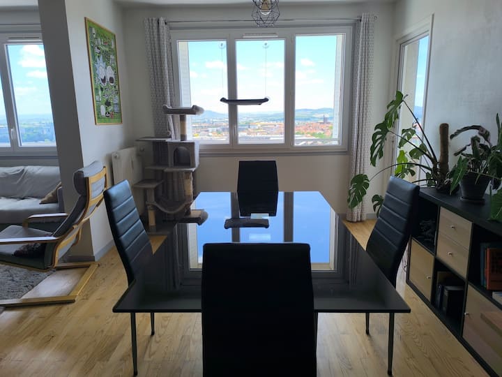 Chambre Avec Balcon Et Vue - Clermont-Ferrand