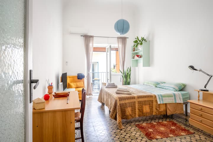 Bilocale In Casa Delle Api. - Palerme