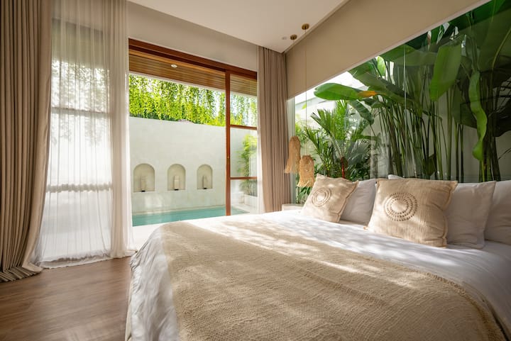 New Luxury Tropical Private Villa (Canggu) - Bali