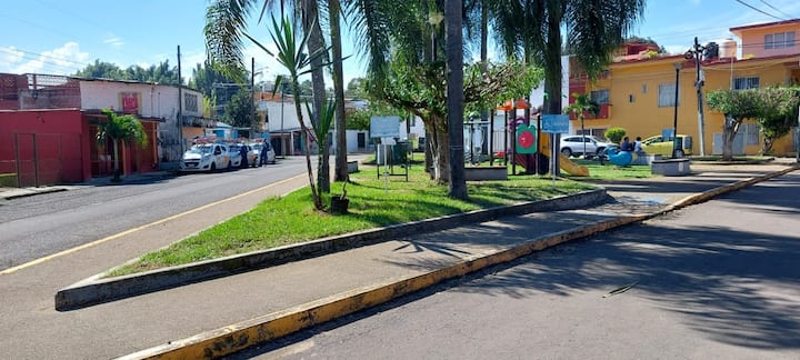 Casa Cerca De Walmart Y Plazas En Córdoba - Córdoba