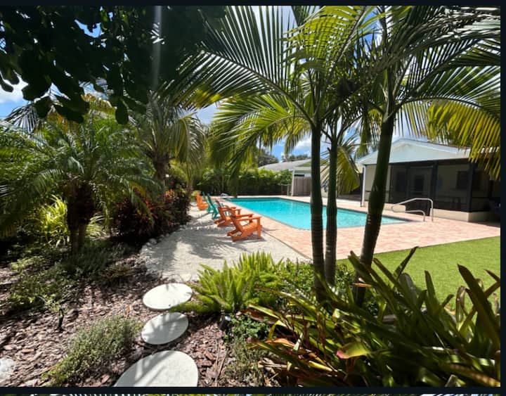 Poolside Paradise - Anna Maria Island, FL