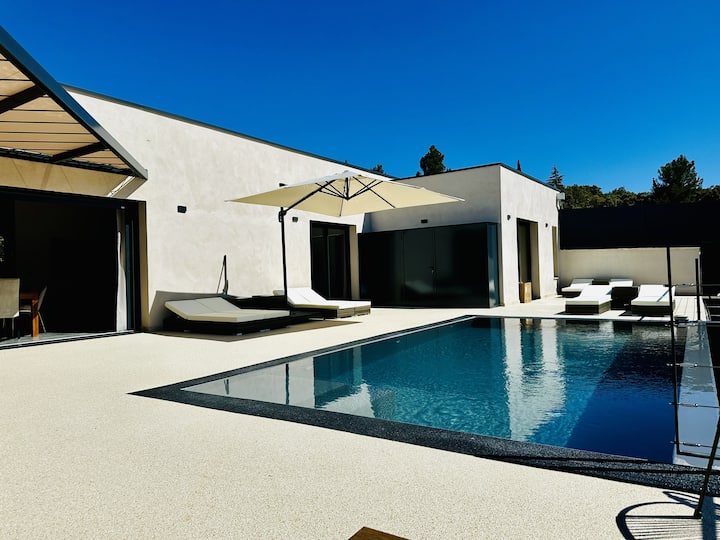 "Villa Romy" Face Au Ventoux, 5 éToiles - Malaucène