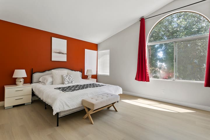 Cozy 4b Billiards&backyard｜fontana For Wfh E#41817 - Fontana, CA