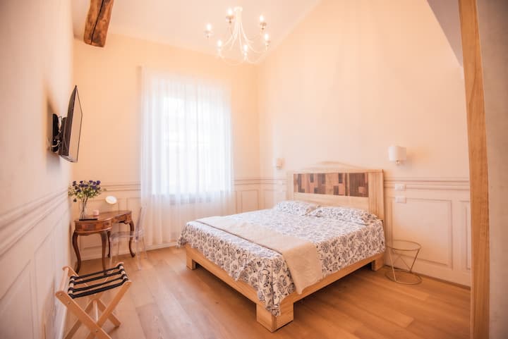 Fonte Gaia, Ampia Suite Con Pianoforte A Siena - Siena