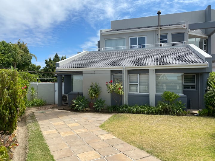 Comfort On La Barrage Ave - Somerset West