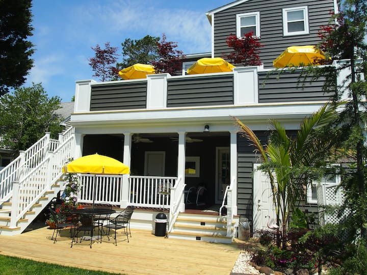 Room 12 At Rehoboth Guest House Bed And Breakfast - Rehoboth Beach, DE