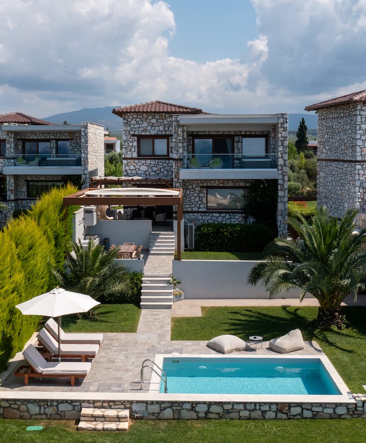 Beachfront Helia Villa - Dafnes Village - Halkidiki