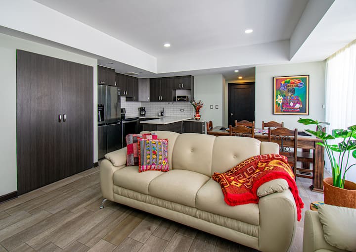 Cozy 2 Bedroom, 2 Bath In Zona 13 - Guatemala City
