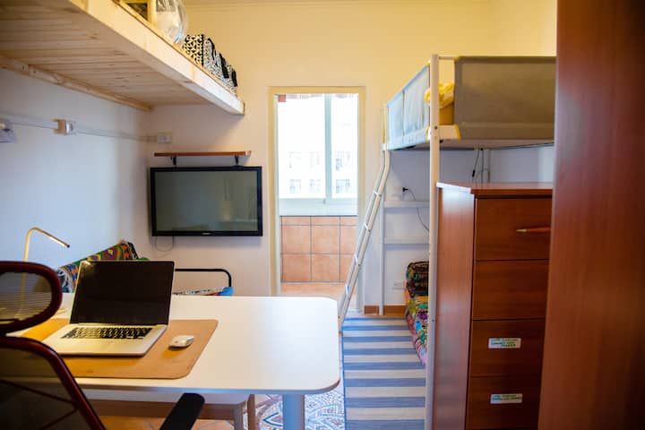 Top Floor Studio, Central & Quiet - Naples