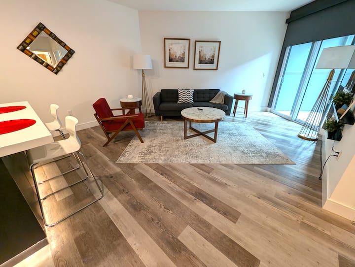 Near City Garden Garage Parking - River City Casino Hotel