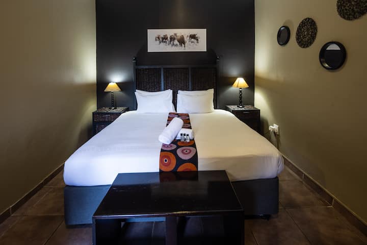 King Room Deluxe - Lephalale