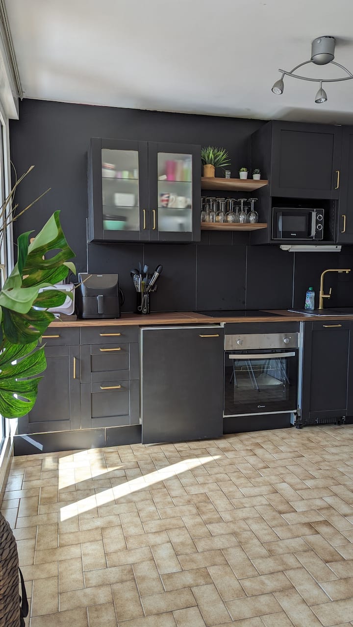 Joli Studio Avec Terrasse - Lyon