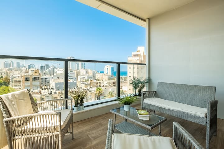 Sea Breeze Netanya Retreat By Sea N' Rent - Israel
