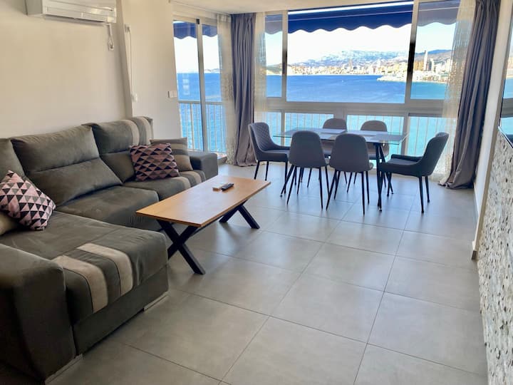 Impressive Sea View Apartment. - Benidorm