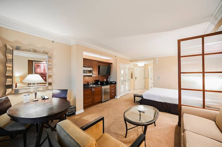 B6r1* Studio W/stripview/no Resort Fee/pool/gym - Flamingo Las Vegas Hotel & Casino