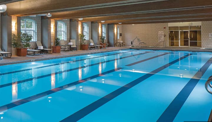 Chinatown Central Penthouse Boston W/pool +Parking - Boston, MA