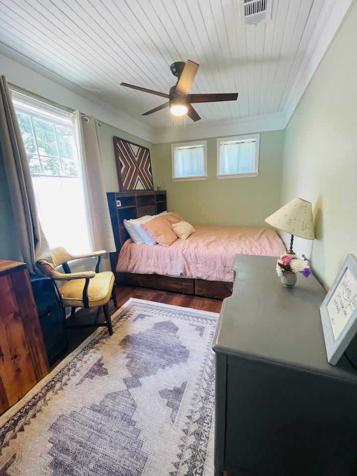 Savannah’s Happy Haven - Savannah, GA