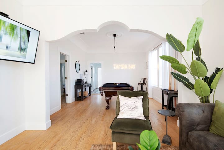 Beautiful Ybor Home-patio & Bbq-steps From 7th - Tampa, FL