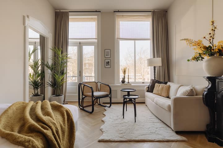 Private Boutique Apartment | @ The Pijp Area | 4p - Amsterdam