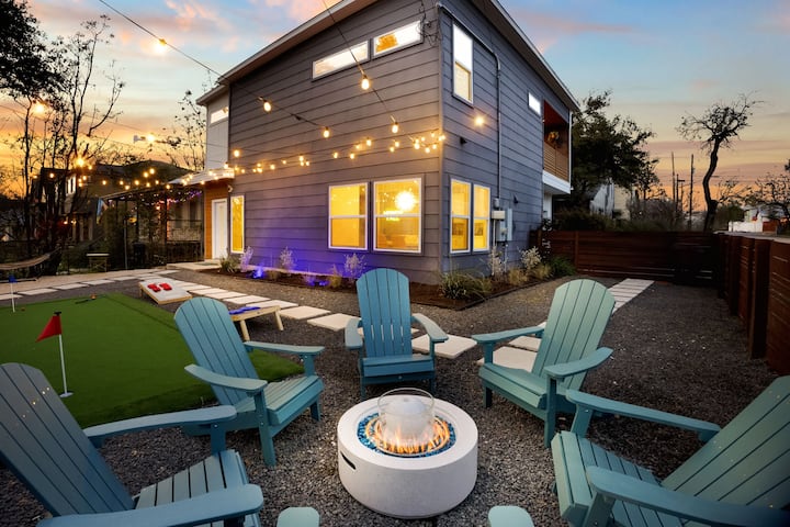 The Eclectic Putt & Pour! Walk To Fun. Ev Charger - 오스틴