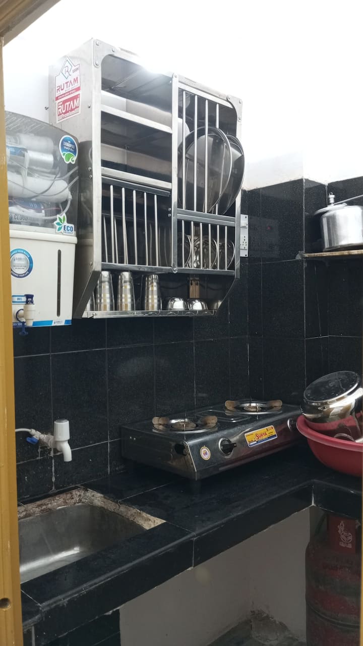 1 Bhk Flat With Equipped Kitchen - ガヤー