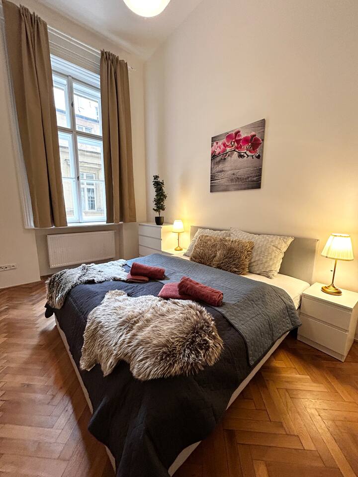 High Five Apartment - Prague