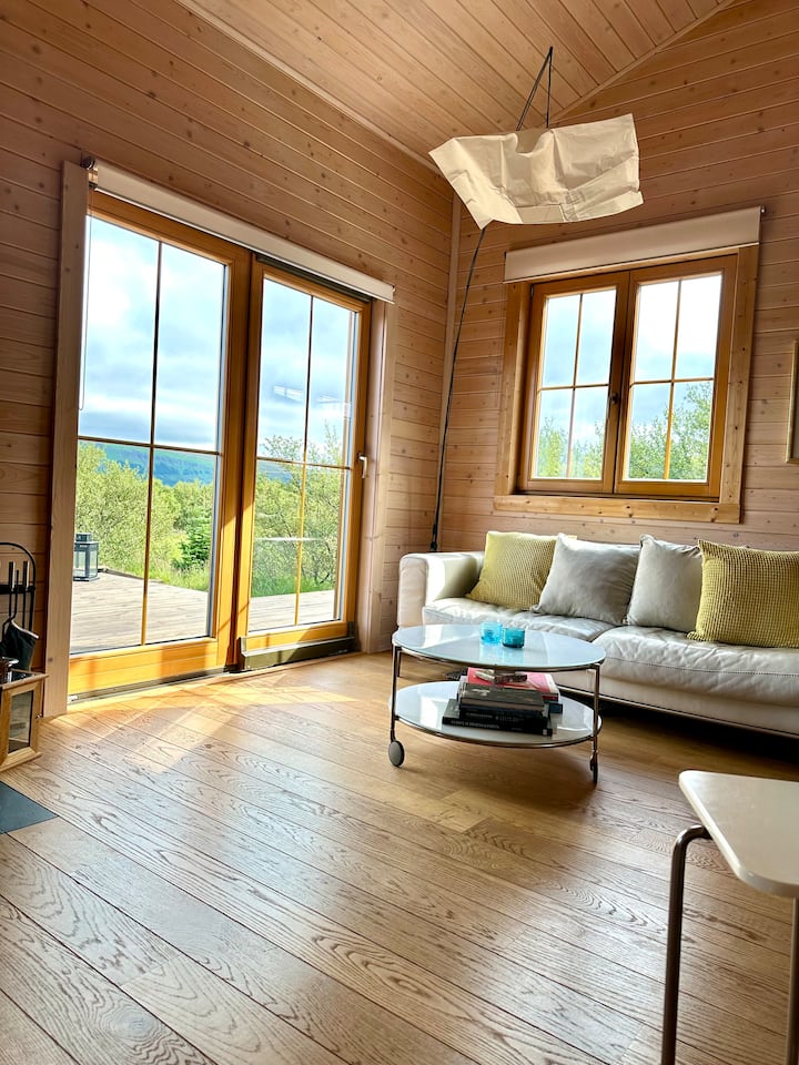 Beautiful Cottage In Skorradalur Iceland - Iceland