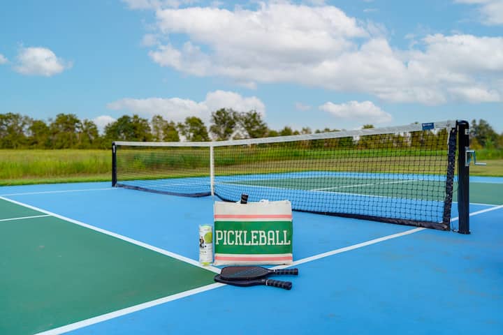 Cozyfarmapt | Pickleball | Fire Pit | Corn Hole - Lake Heritage, PA