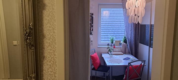 Wohnraum Mit Ausblick, Bad Mit Wellnessfeeling . - Rees