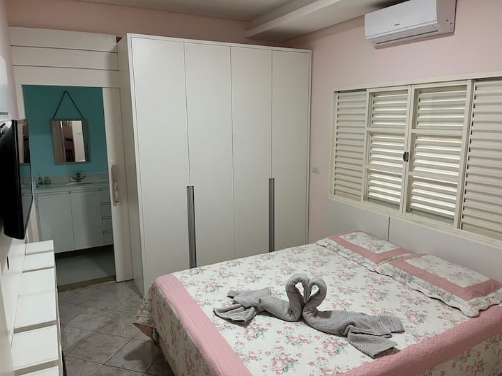 Casa/centrotté/quintal/garagem/ Próx Hosp Regional - Taubaté