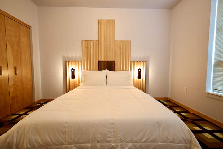 Top Five Dezeen Design Award, Downtown 1 Br #102 - 麥迪遜