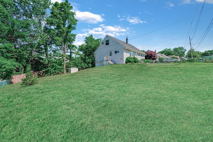 Spacious Cozy Home In A Quiet Neighborhood - Sleepy Hollow, NY