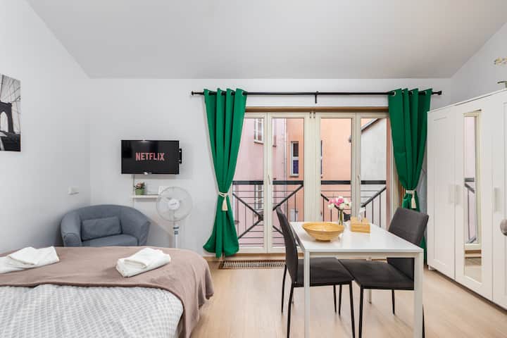 Comfy Room Near City Center - Praga