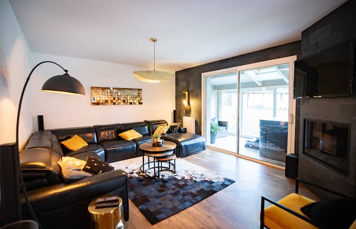 Villa 8 Pers. Piscine Et Jacuzzi Vue Pyrénées-ax - Ax 3 Domaines