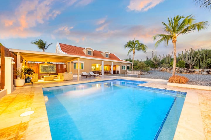 Nature ~ Private ~ Pool ~ Gazebo ~ Outdoor Dining - Aruba