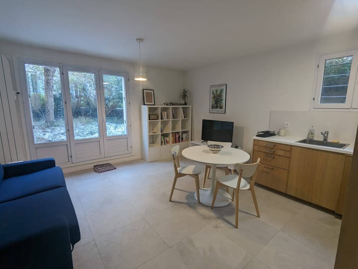 Grand Studio Avec Jardin - Les Lilas