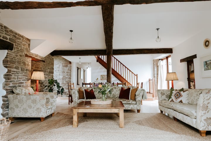 Kestrel Barn - Abergavenny